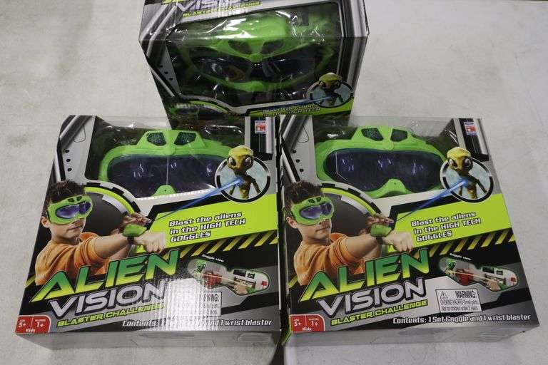 (3) Alien Vision blaster challenge - Matthews Auctioneers