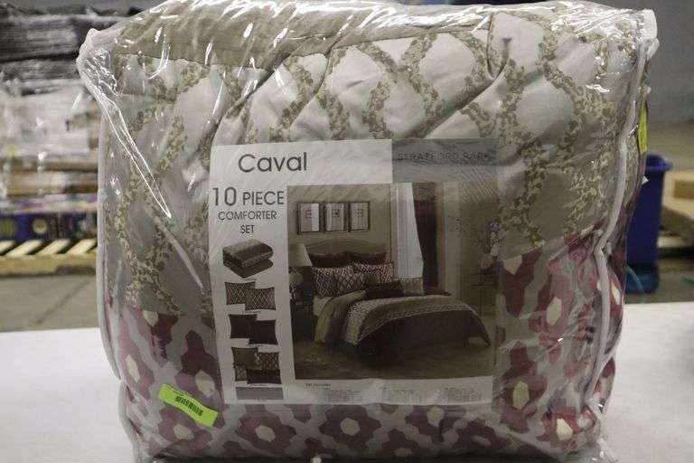 Caval 10 pc comforter set King Size - Matthews Auctioneers