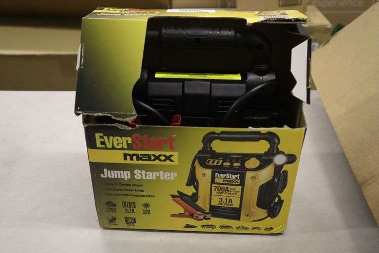 Everstart maxx jump starter - Matthews Auctioneers