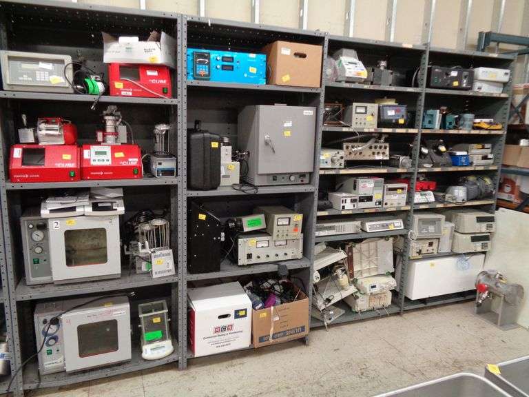 1 LOT-LAB EQUIPMENT - Matthews Auctioneers