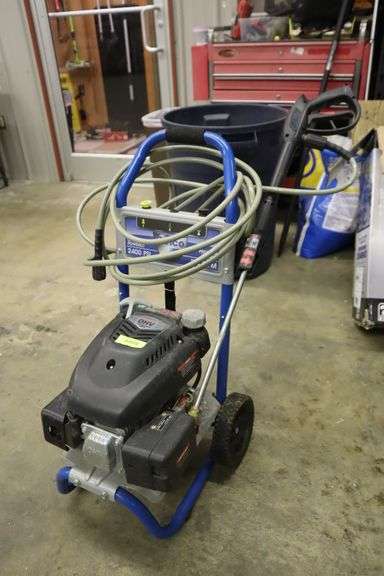 Delco Gas Powered 2400 PSI Pressure Washer - Matthews Auctioneers