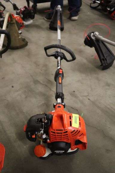 Echo 225 Straight Shaft Weedeater - Matthews Auctioneers