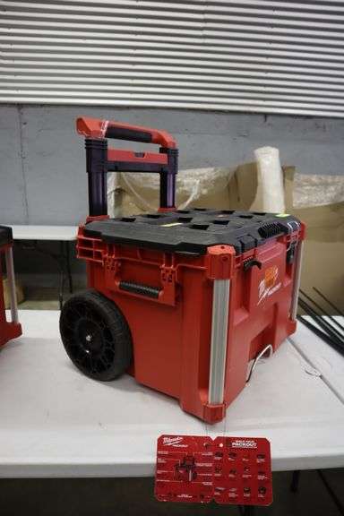 Milwaukee packout rolling tool box box - Matthews Auctioneers