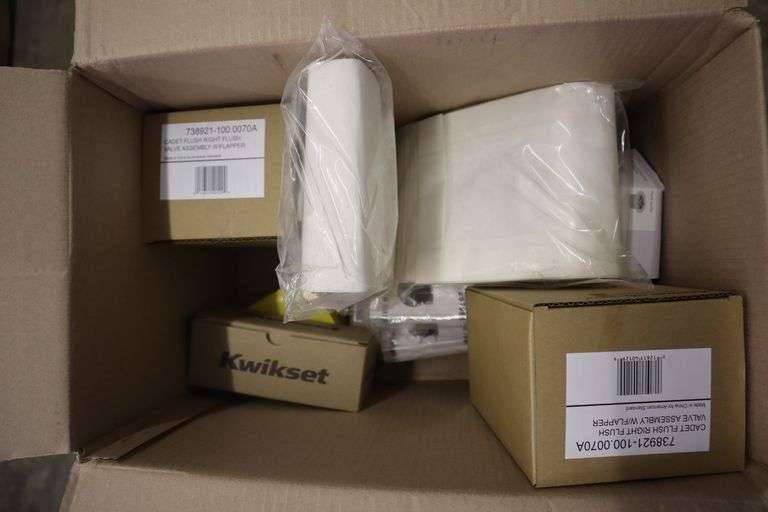 Box of Misc Hardware - Matthews Auctioneers