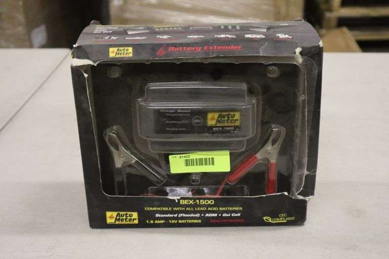 Auto Meter battery extender - Matthews Auctioneers