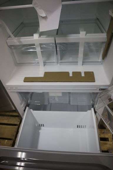 Vissani 18.7 cu ft bottom freezer refrigerator - Tested and working ...
