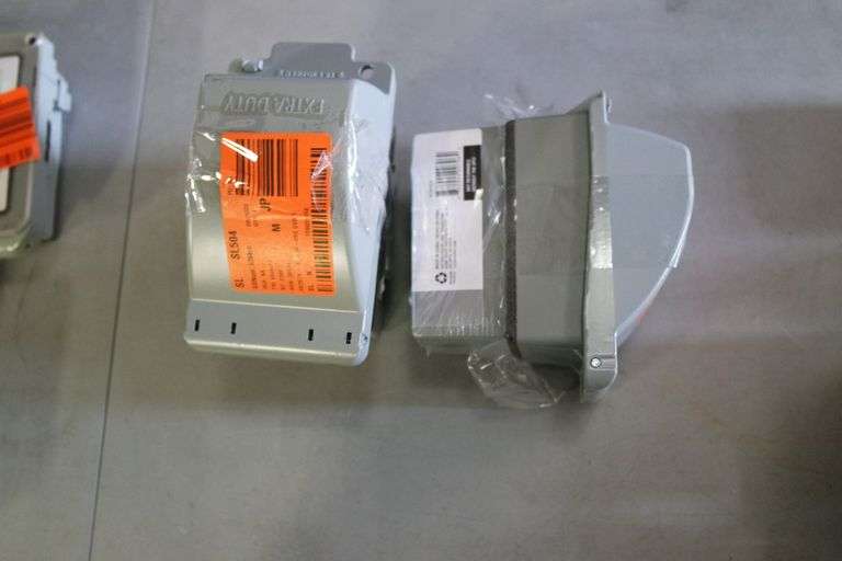 (2) COMMERCIAL ELECTRIC 1-Gang Extra Duty Metallic Weatherproof In-Use ...