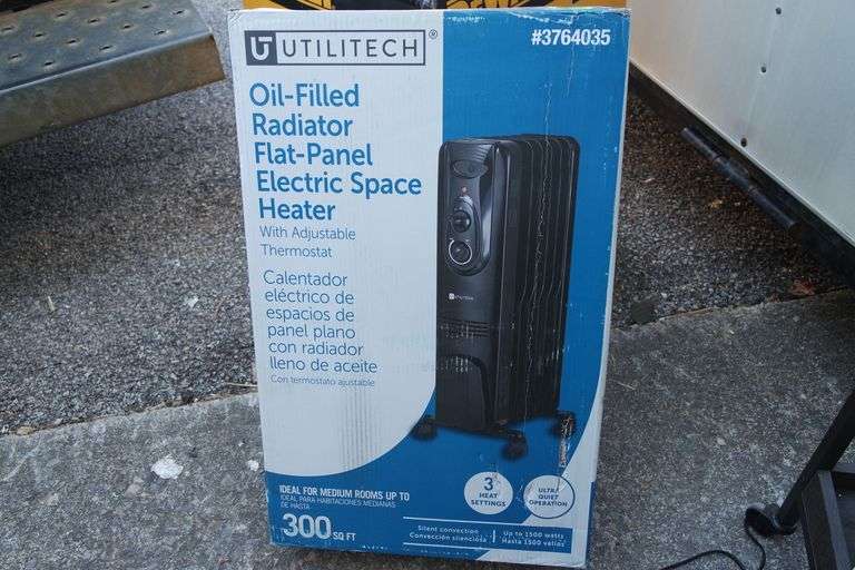 Utilitech 1500-Watt Convection Flat Panel Indoor Electric Space Heater ...