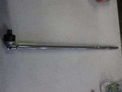Husky 1/2" Drive 24" Ratcheting Breaker Bar - Matthews Auctioneers