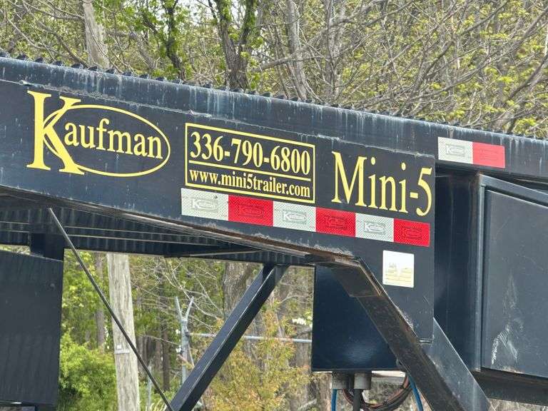 Kaufman Mini-5 Car Hauler - Matthews Auctioneers