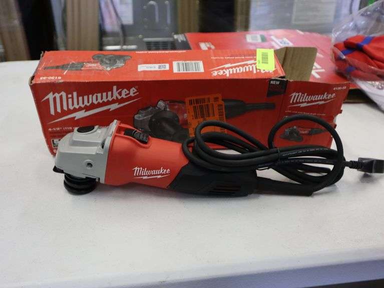 Milwaukee 4-1/2" small angle grinder corded - Tested and working. Has ...