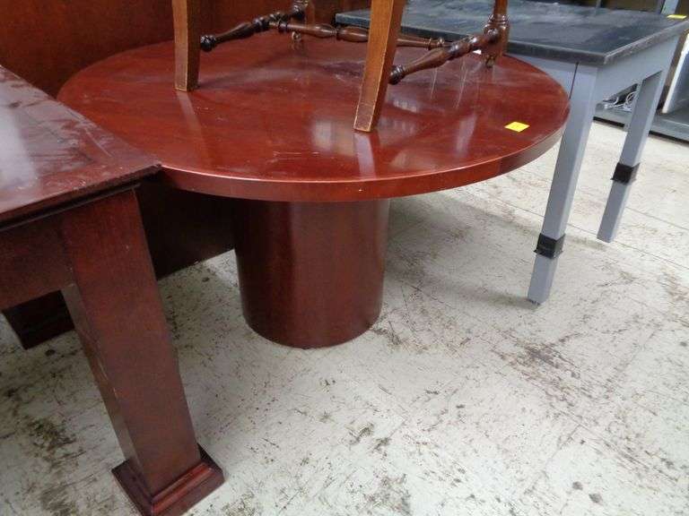 1 EACH-TABLE - Matthews Auctioneers