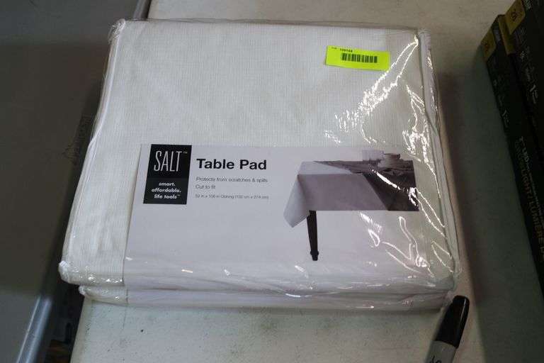 (2) SALT TABLE PAD 52 IN X70 - Matthews Auctioneers