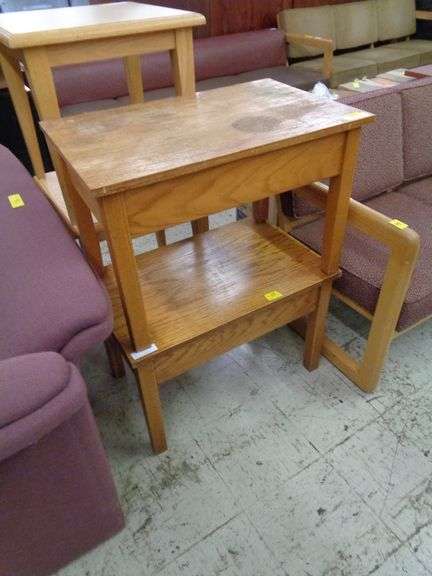 2 -TABLE - Matthews Auctioneers