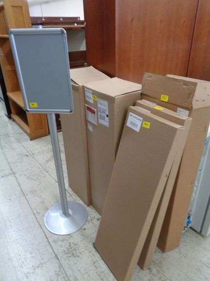 1 LOT-SIGN FRAMES - Matthews Auctioneers