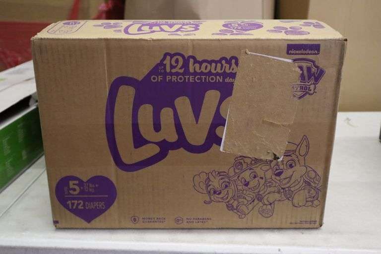 Luvs size 5 172 count diapers - Matthews Auctioneers