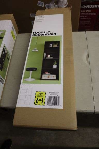Room Essentials 5 shelf bookcase - Matthews Auctioneers