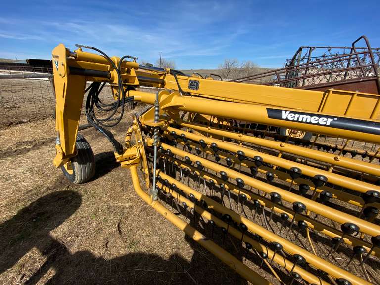 Vermeer R2800 V-Rake - Musser Bros. Inc.