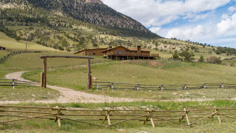 UNDER CONTRACT - 85 The Way West - Sunlight Basin Cabin - Musser Bros Inc