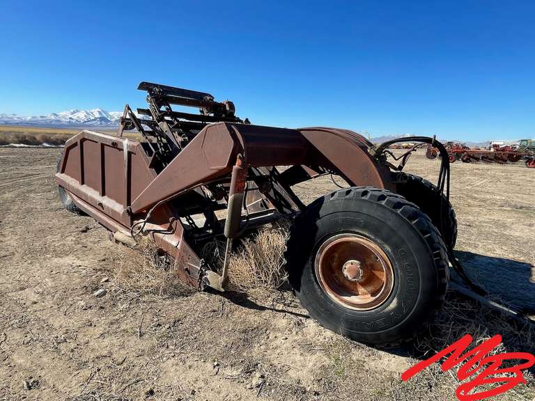 Johnson Mfg Mod. 110-B Pull Type Paddle Wheel Scraper. *Needs repairs ...