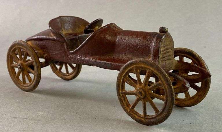 Antique Hubley Cast Iron Roadster Race Car - Matthew Bullock Auctioneers
