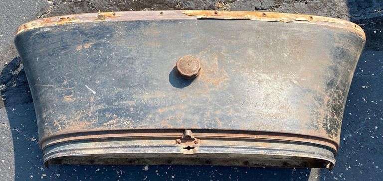 Ford Model A Gas Tank - Matthew Bullock Auctioneers