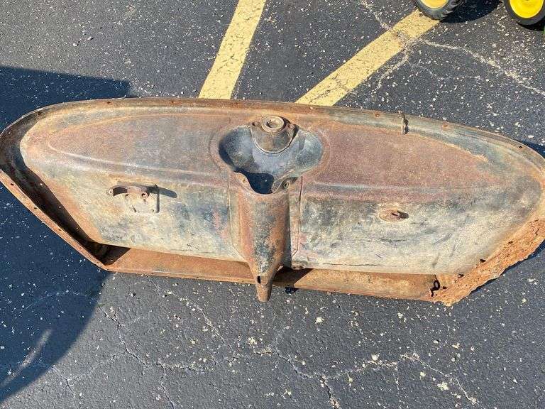 Ford Model A Gas Tank - Matthew Bullock Auctioneers