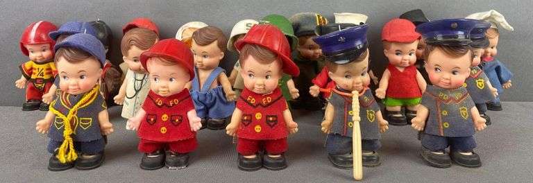 Group of 21 assorted Uneeda Pee Wee Boy dolls - Matthew Bullock Auctioneers