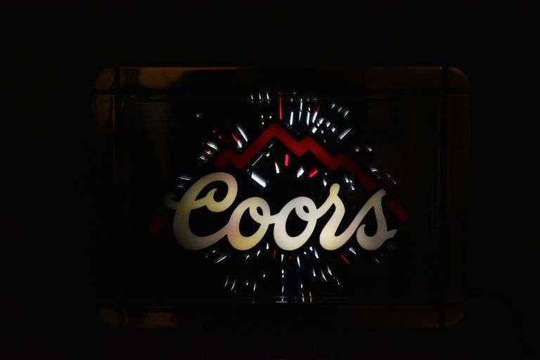 Coors Light Up Advertising Starburst Motion Beer Sign - Matthew Bullock ...