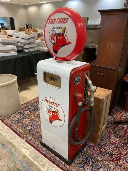 Fire Chief Gasboy Model 100 Gasoline Pump - Matthew Bullock Auctioneers