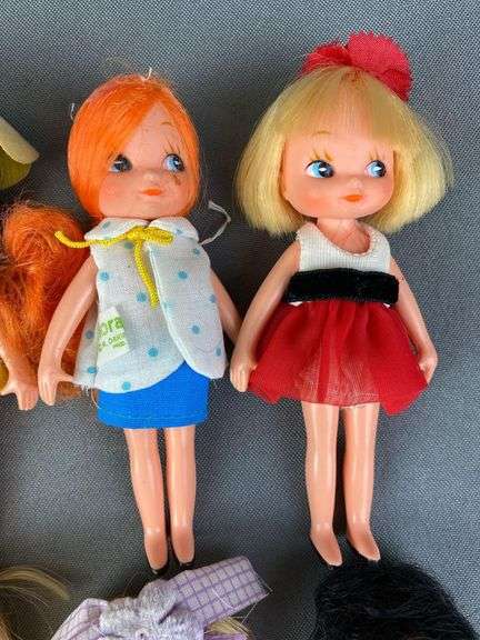 Group of 12 Flora Dora Dolls - Matthew Bullock Auctioneers