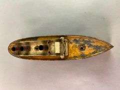 Ocean Liner Wind Up Tin Toy Boat - Matthew Bullock Auctioneers