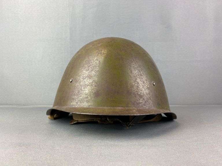 WW2 Russian SSH40 Helmet - Matthew Bullock Auctioneers