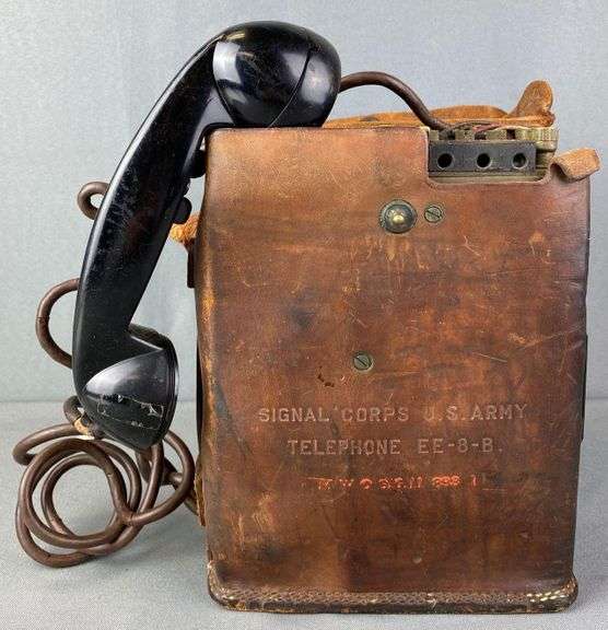 WW2 US EE-8-B Field Telephone - Matthew Bullock Auctioneers