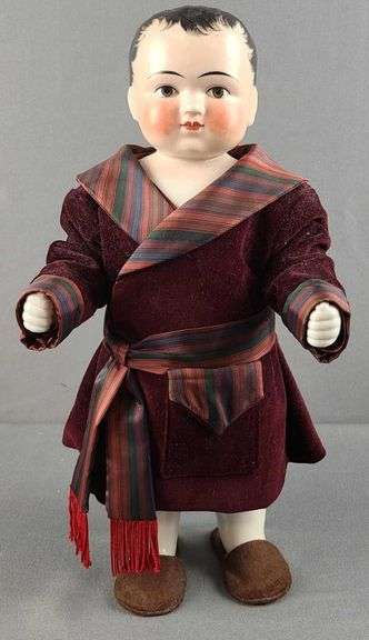 Frozen Charlie doll - Matthew Bullock Auctioneers