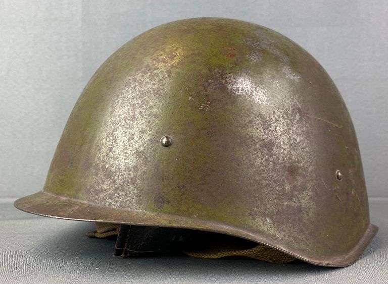WW2 Russian SSH40 Helmet - Matthew Bullock Auctioneers