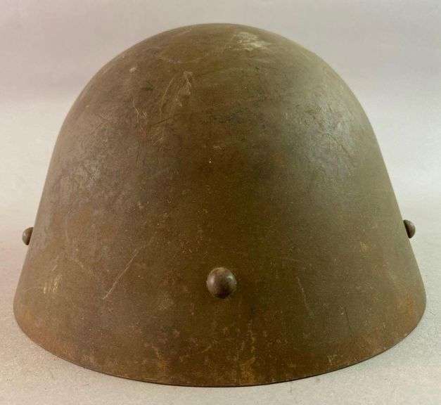 WW2 Czech M32 Helmet - Matthew Bullock Auctioneers
