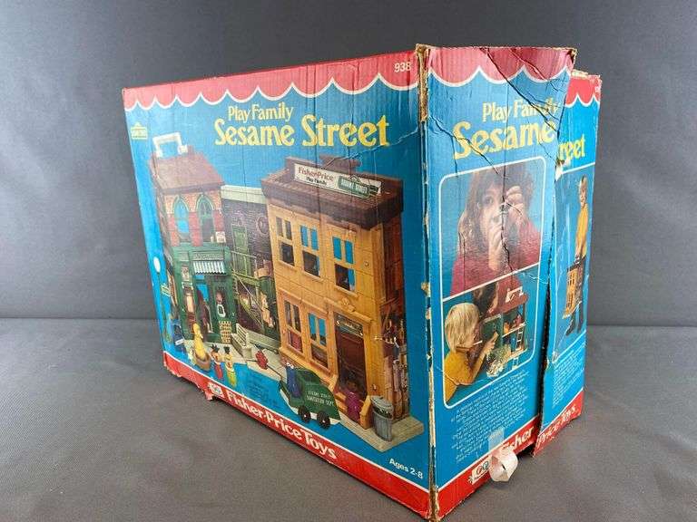 Fisher Price Play Family Sesame Street Play Set - Matthew Bullock ...