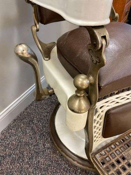 Emil J. Paidar Barbers Chair - Matthew Bullock Auctioneers