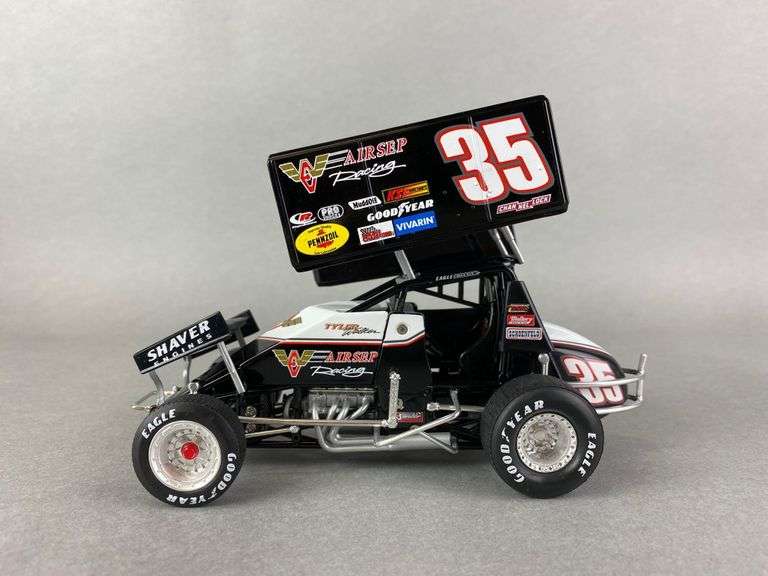 GMP Airsep Racing Tyler Walker Sprint Car - Matthew Bullock Auctioneers