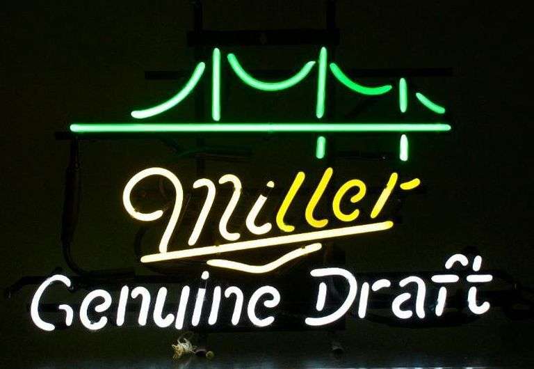 Miller Genuine Draft Light Up Advertising Neon Beer Sign - Matthew ...