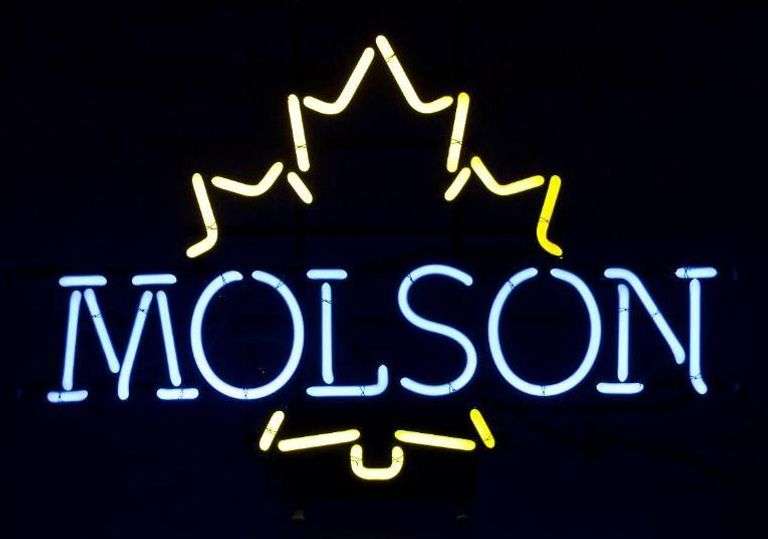 Molson Light Up Advertising Neon Beer Sign - Matthew Bullock Auctioneers