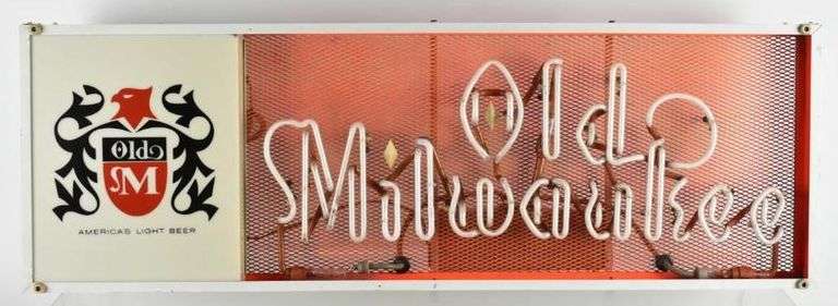 Vintage Old Milwaukee Light Up Advertising Neon Beer Sign - Matthew ...