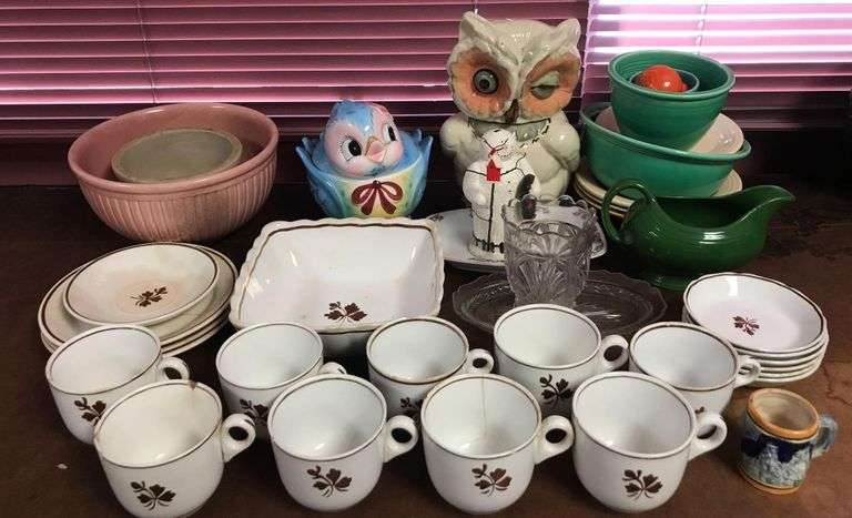 Group of assorted damaged porcelain, ceramic, and more - Matthew ...