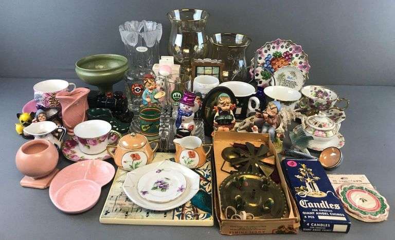 Group of 50+ pieces assorted decorative items - Matthew Bullock Auctioneers