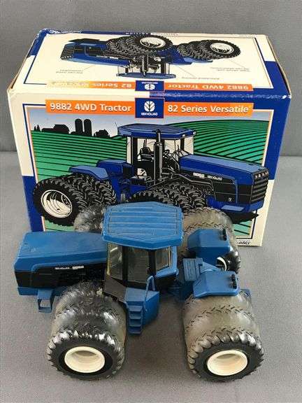 Ertl New Holland 9882 die-cast tractor - Matthew Bullock Auctioneers