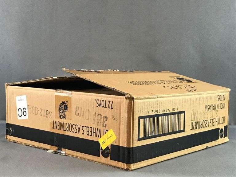Shipping box of assorted Hot Wheels - Matthew Bullock Auctioneers