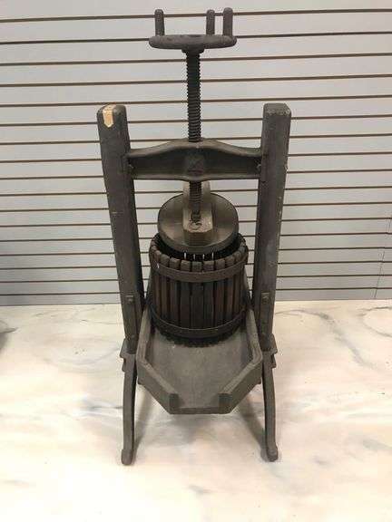 Antique Cider Press - Matthew Bullock Auctioneers