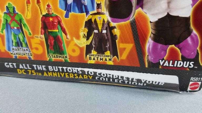 2 DC Universe Golden Pharaoh action figures - Matthew Bullock Auctioneers