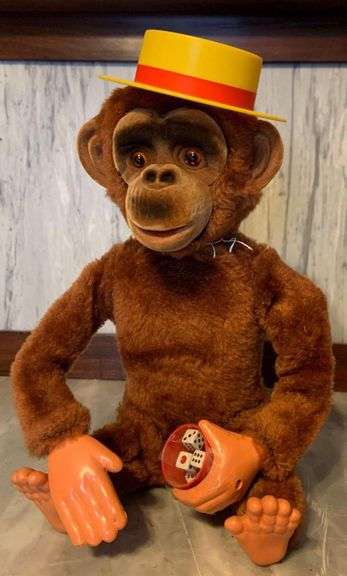 Vintage battery operated dice monkey - Matthew Bullock Auctioneers